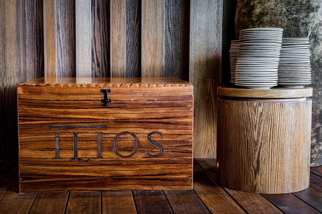 Plate Smashing: A Celebrated Tradition at Ilios - iliosrestaurante