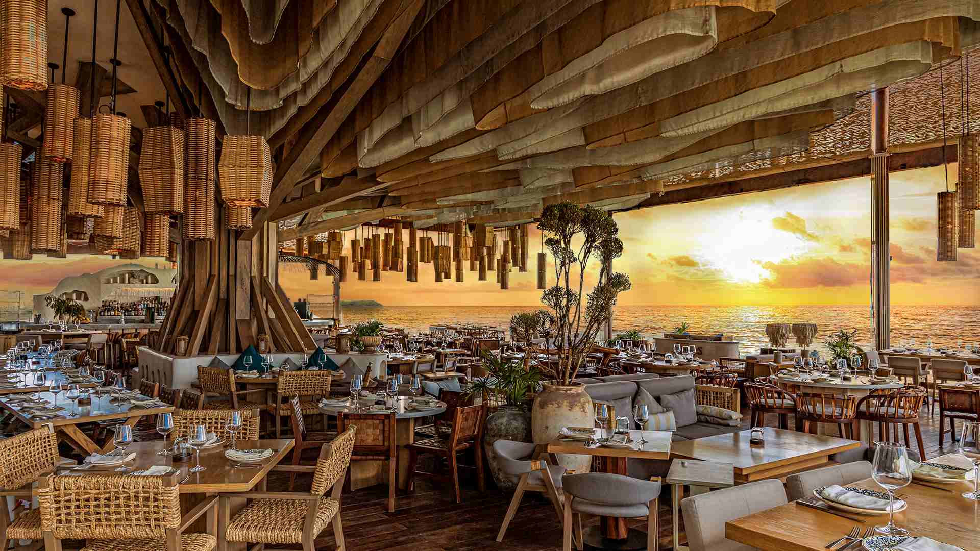 Ilios Cancun - Greek Restaurant | Grupo Anderson's