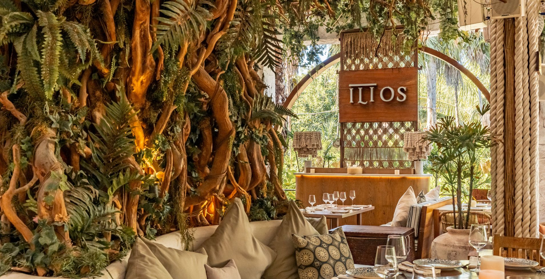 Menu - Ilios Greek Estiatorio - Grupo Anderson's