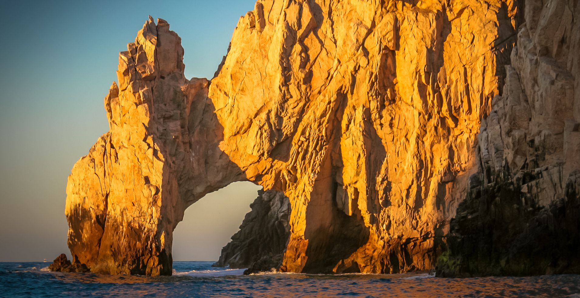 Why Ilios Is the Favorite Restaurant for Romantic Dinners in Los Cabos ...