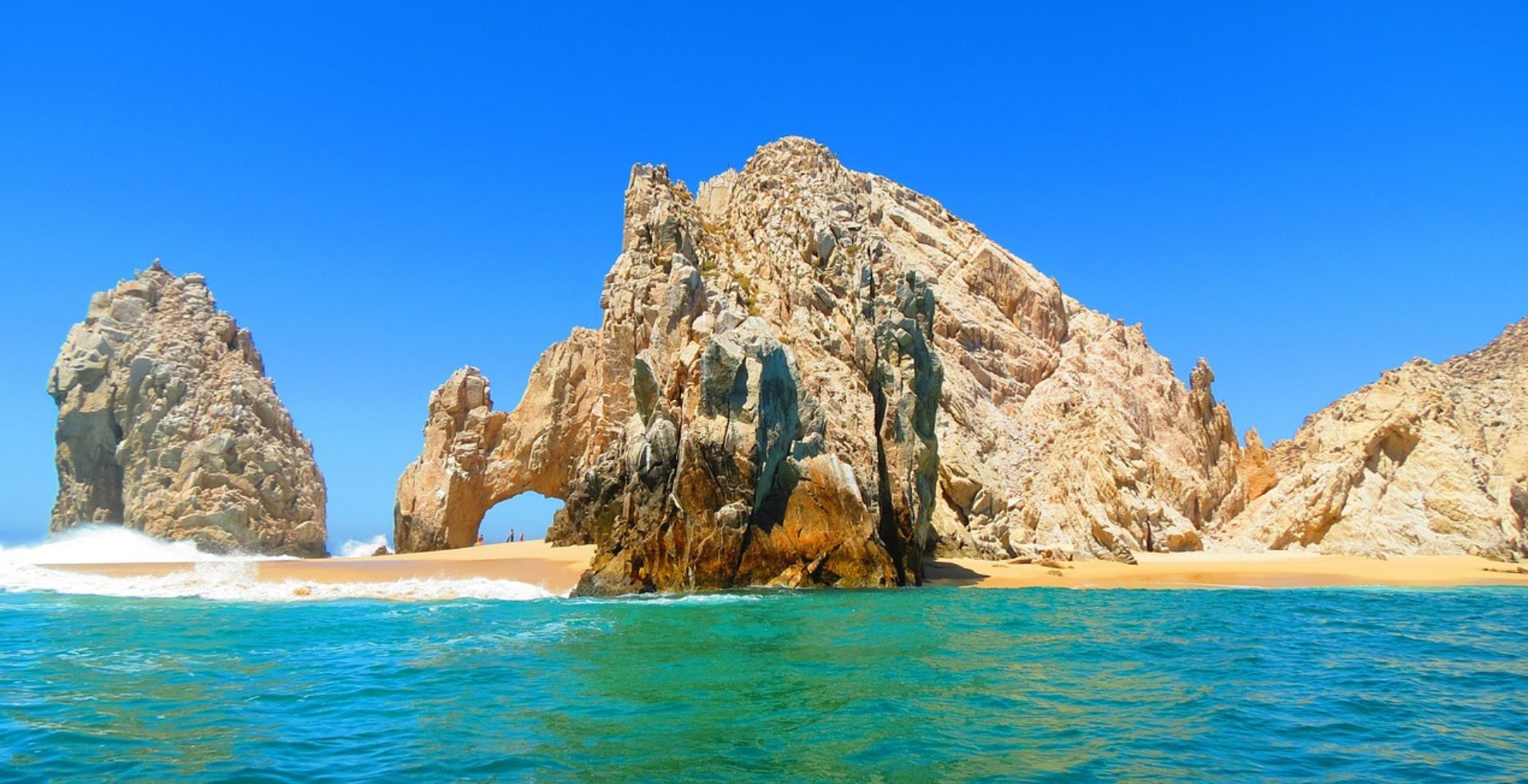 Ilios Greek Estiatorio Arrives in Los Cabos: A Culinary Experience That ...